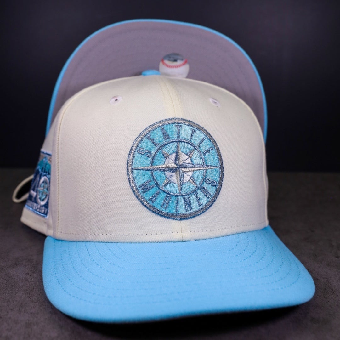 Seattle Mariners New Era Chrome White Doscientos Blue Bill And Gray Seattle Mariners New Era Chrome White Doscientos Blue Bill And Gray